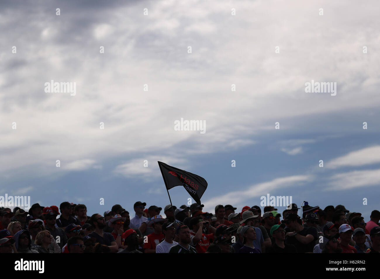 Haas f1 flag hi-res stock photography and images - Alamy