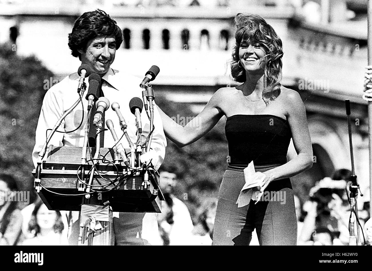 Tom hayden politician hi-res stock photography and images - Alamy