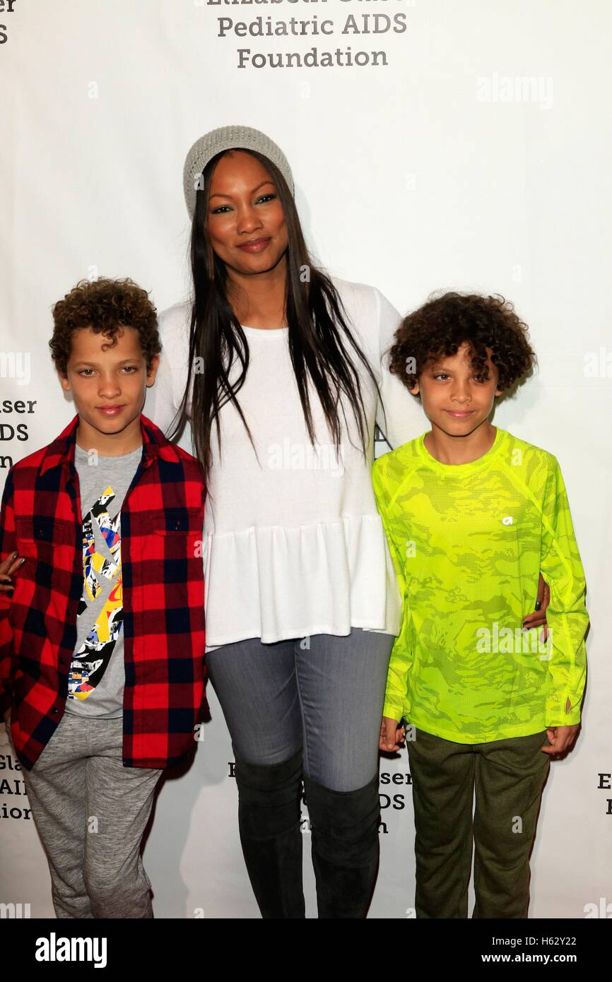 Garcelle beauvais and sons hi-res stock photography and images - Alamy