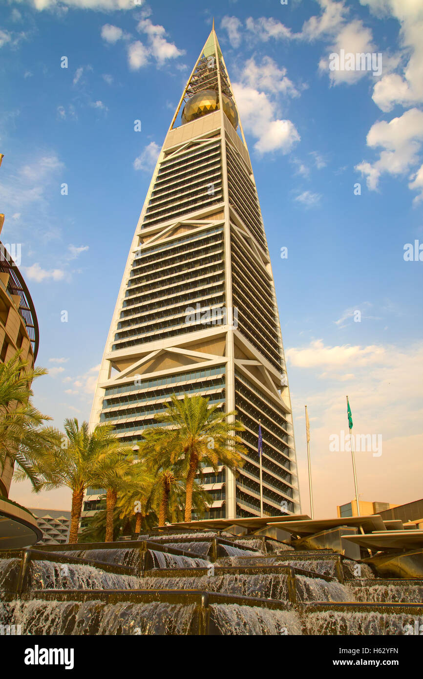 RIYADH - AUGUST 22: Sunset light at Al Faisaliah tower facade on August ...