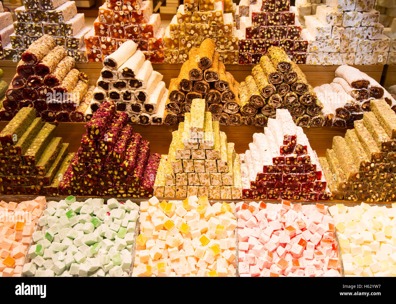 Famous turkish delights on the market Stock Photo - Alamy