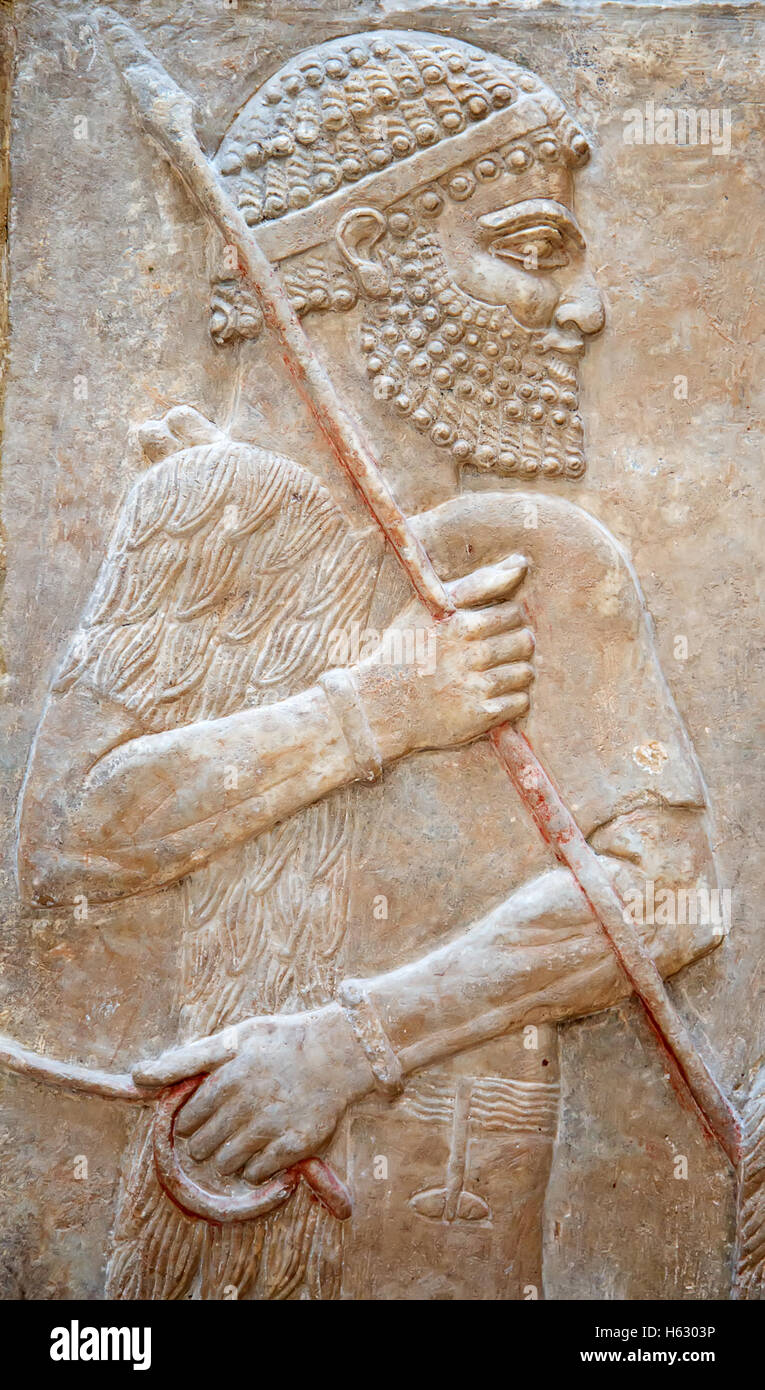 Ancient sumerian stone carving with cuneiform scripting Stock Photo - Alamy