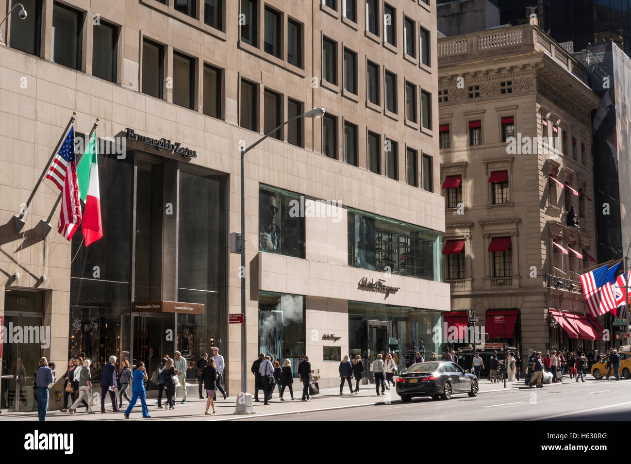 Prestigious avenue hi-res stock photography and images - Alamy