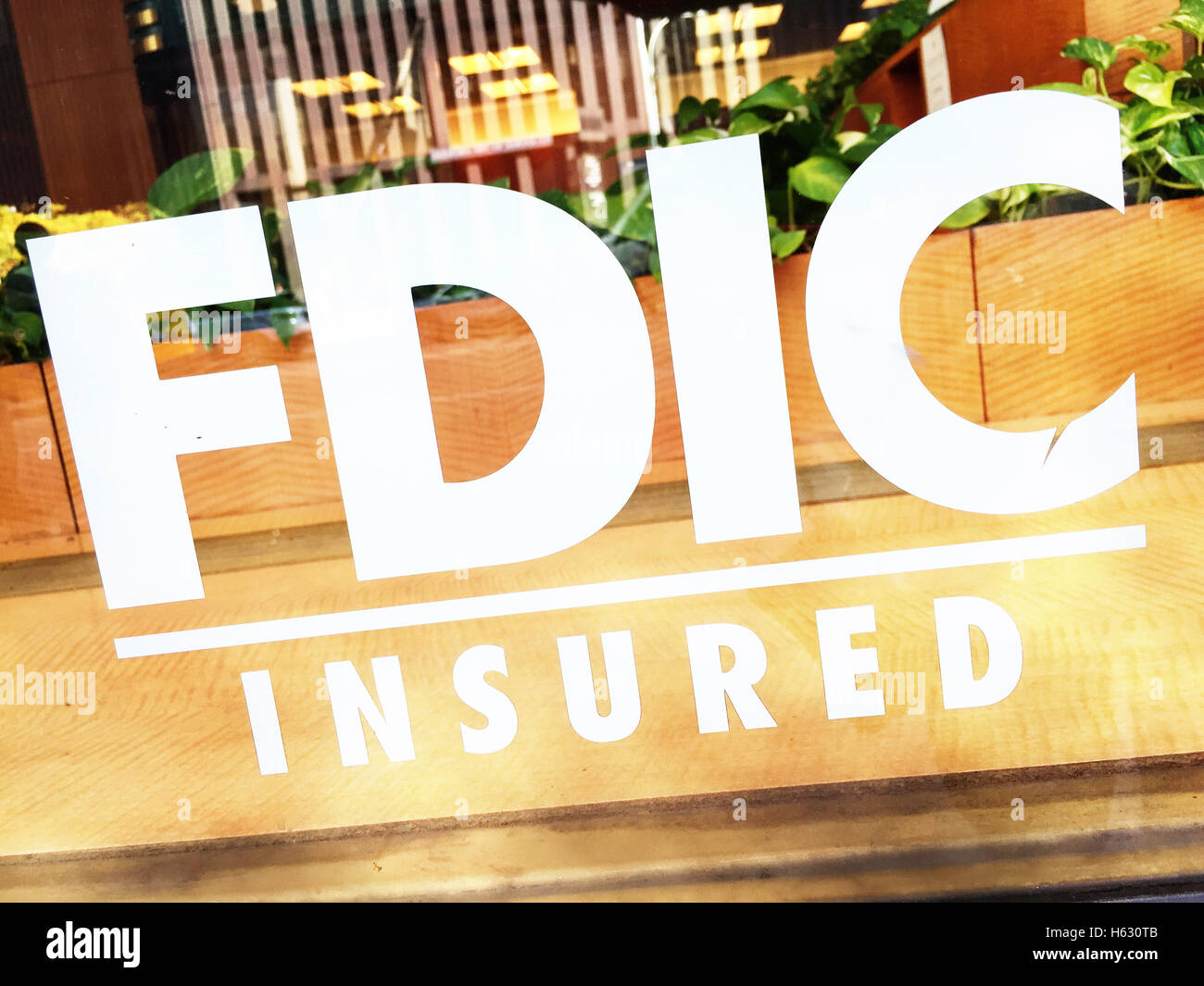 Bank Member FDIC Sign Stock Photo - Alamy