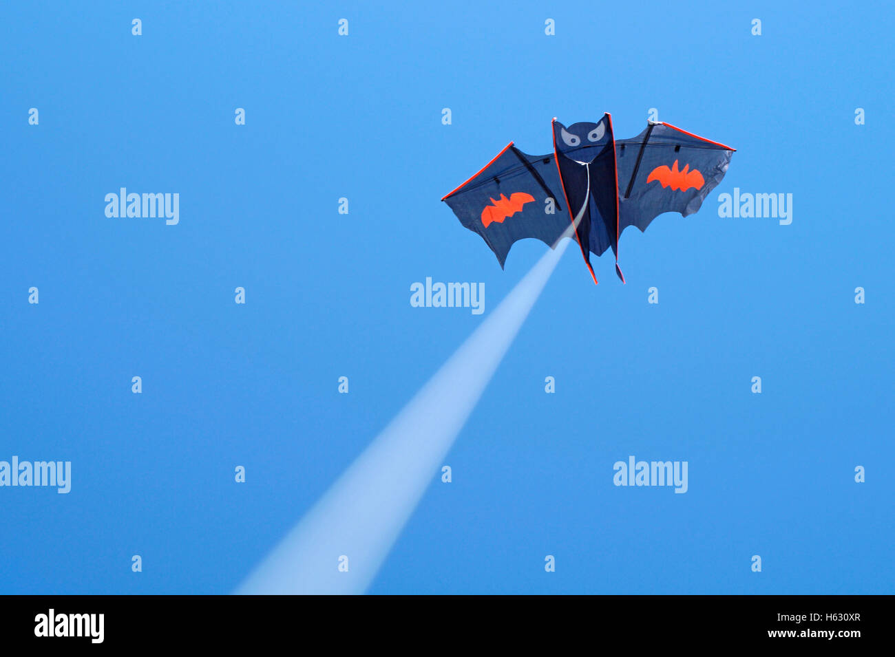 Batman kite hi-res stock photography and images - Alamy