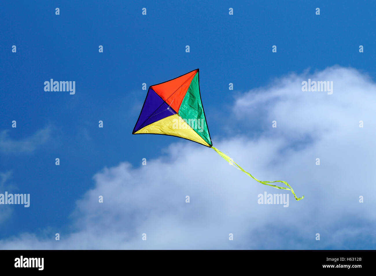 Kite kites sky summer tail texture white wind kite hi-res stock ...