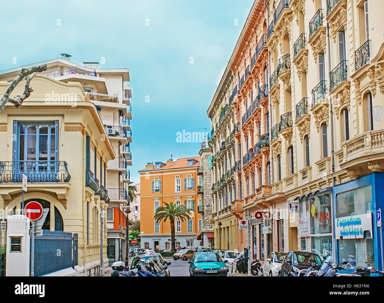 The line of historic townhouses with shops and stores on Boulevard ...