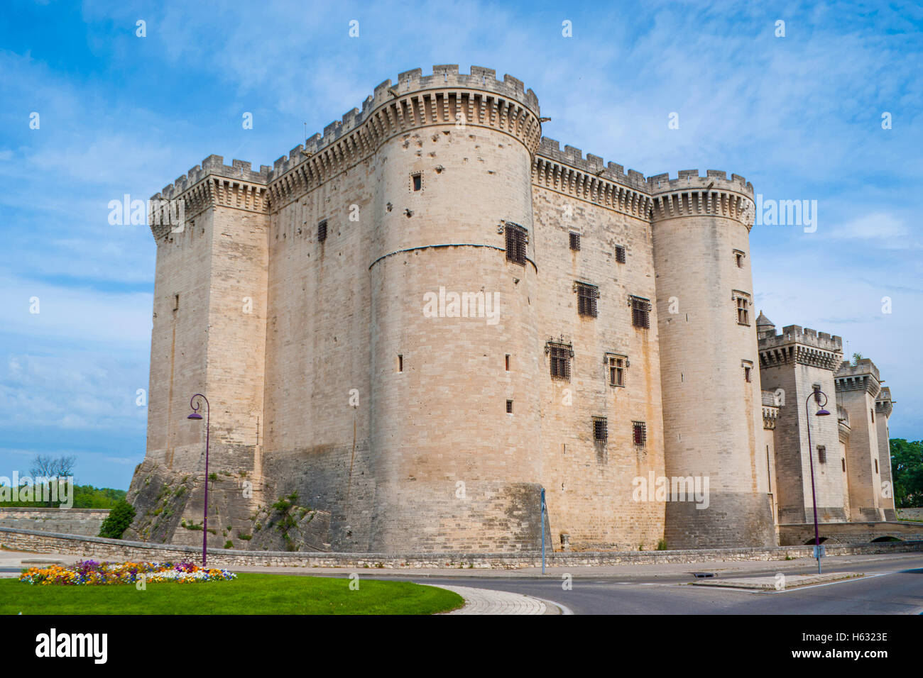 The castle stands right on the banks of the Rhone river, Tarascon ...