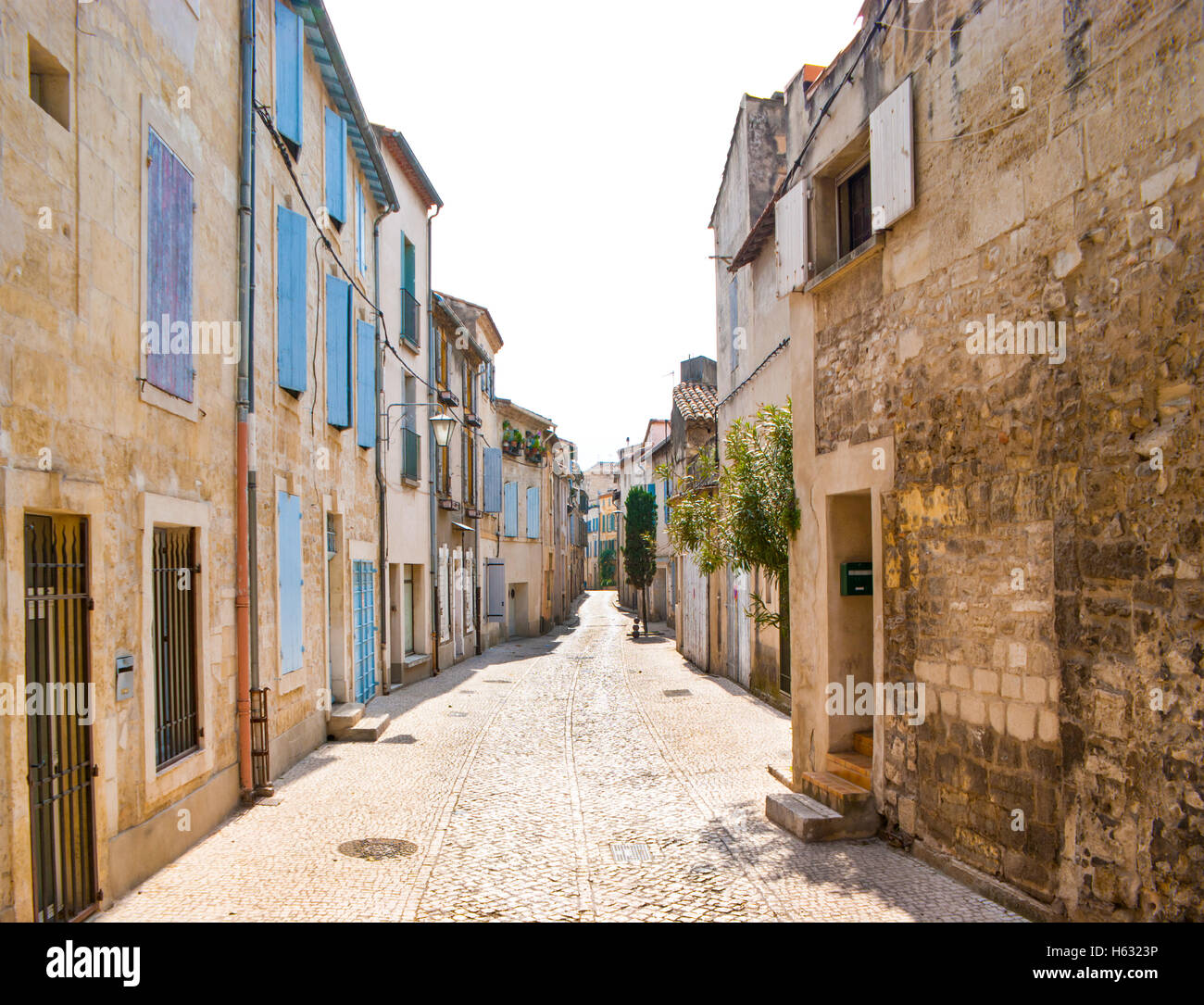 Tarascon france hi-res stock photography and images - Alamy