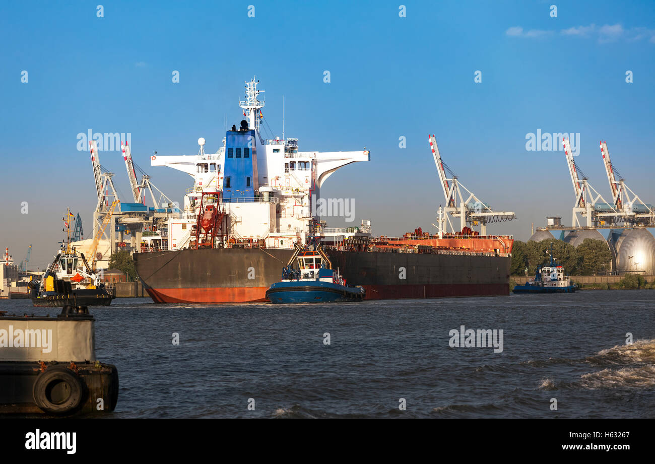 Space freighter hi-res stock photography and images - Alamy