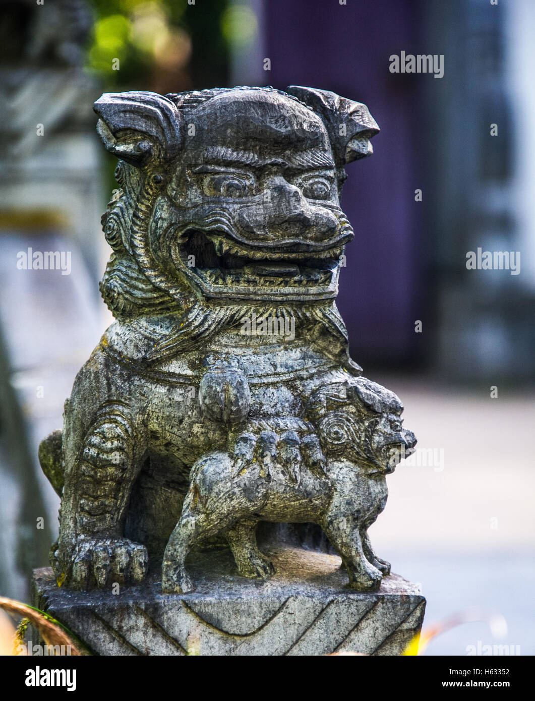statue of a mythical creature in Chinese garden , Frankfurt Stock Photo ...