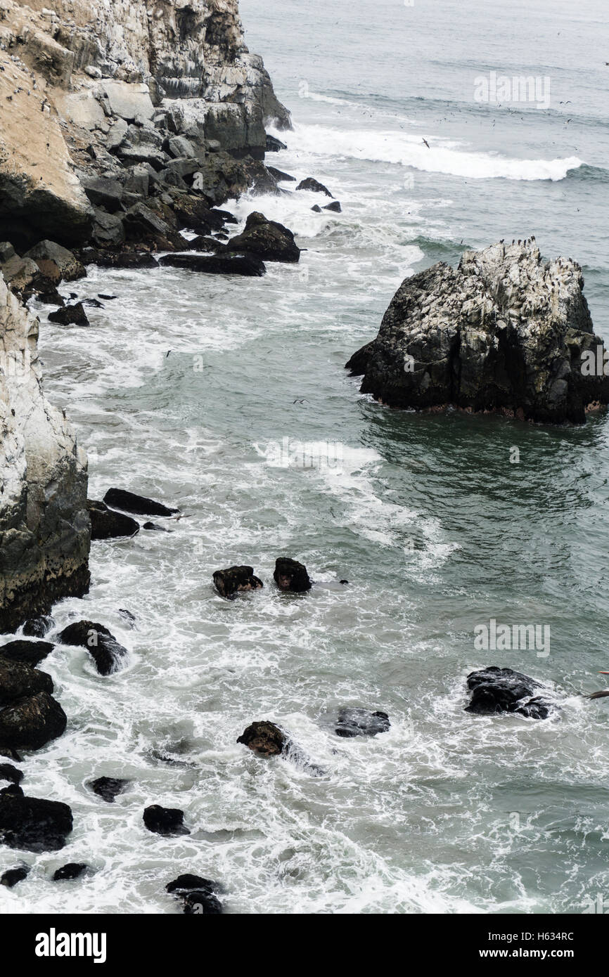 Cliffs in Cerro Azul. Pacific Ocean. Peru Stock Photo - Alamy