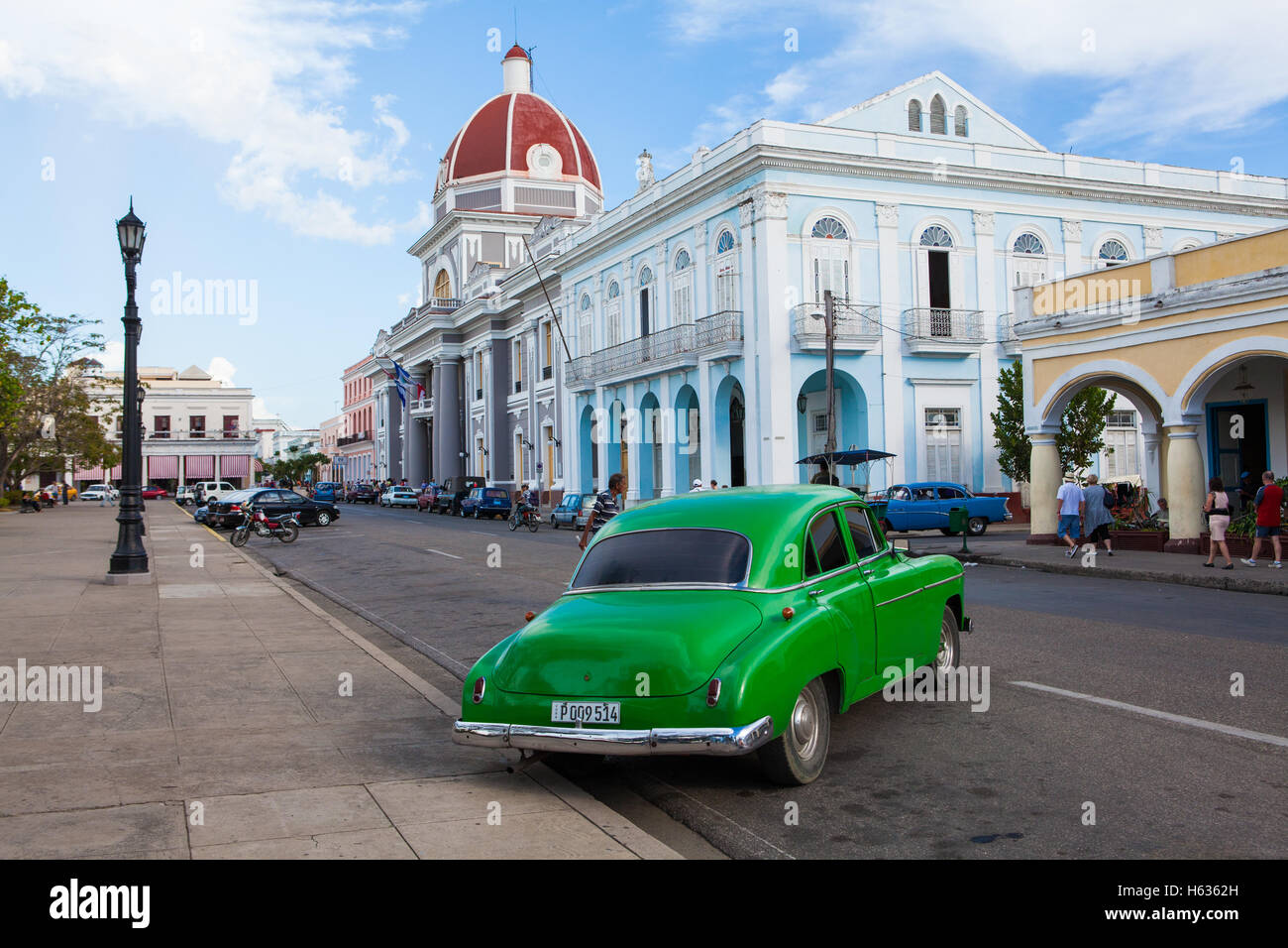 Cuba 70s hi-res stock photography and images - Alamy