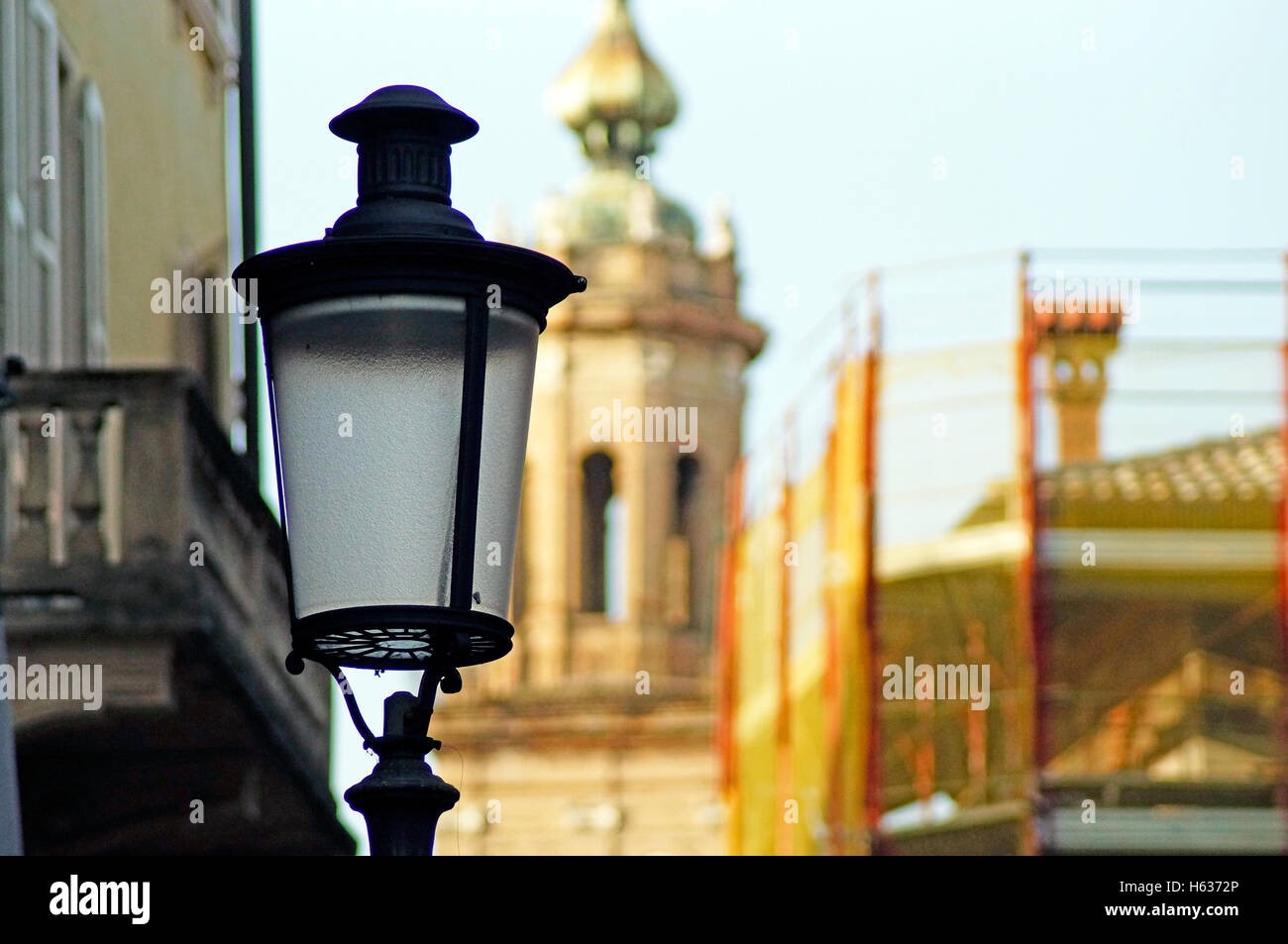 Lantern light party hi-res stock photography and images - Alamy