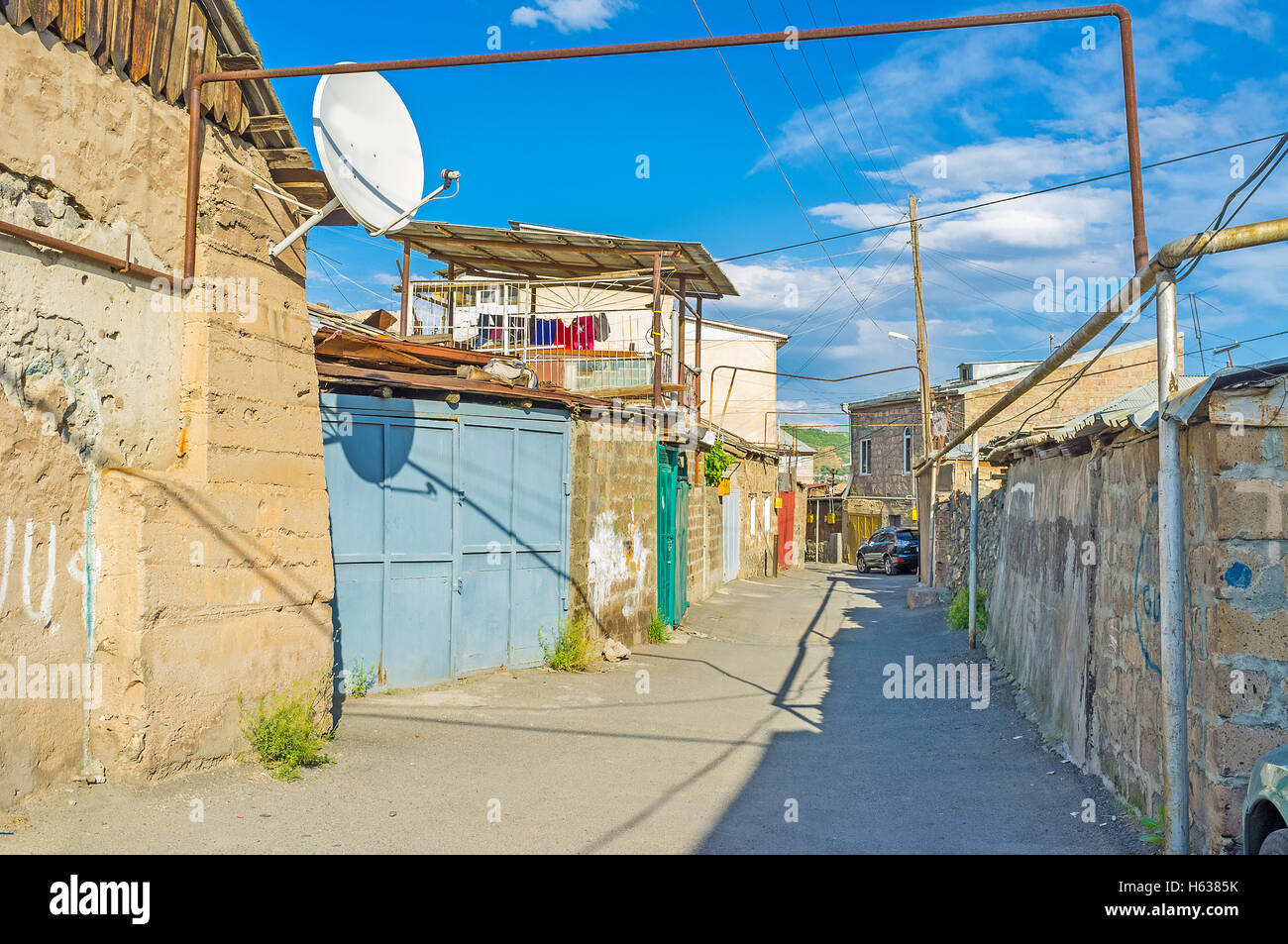Slums district hi-res stock photography and images - Alamy