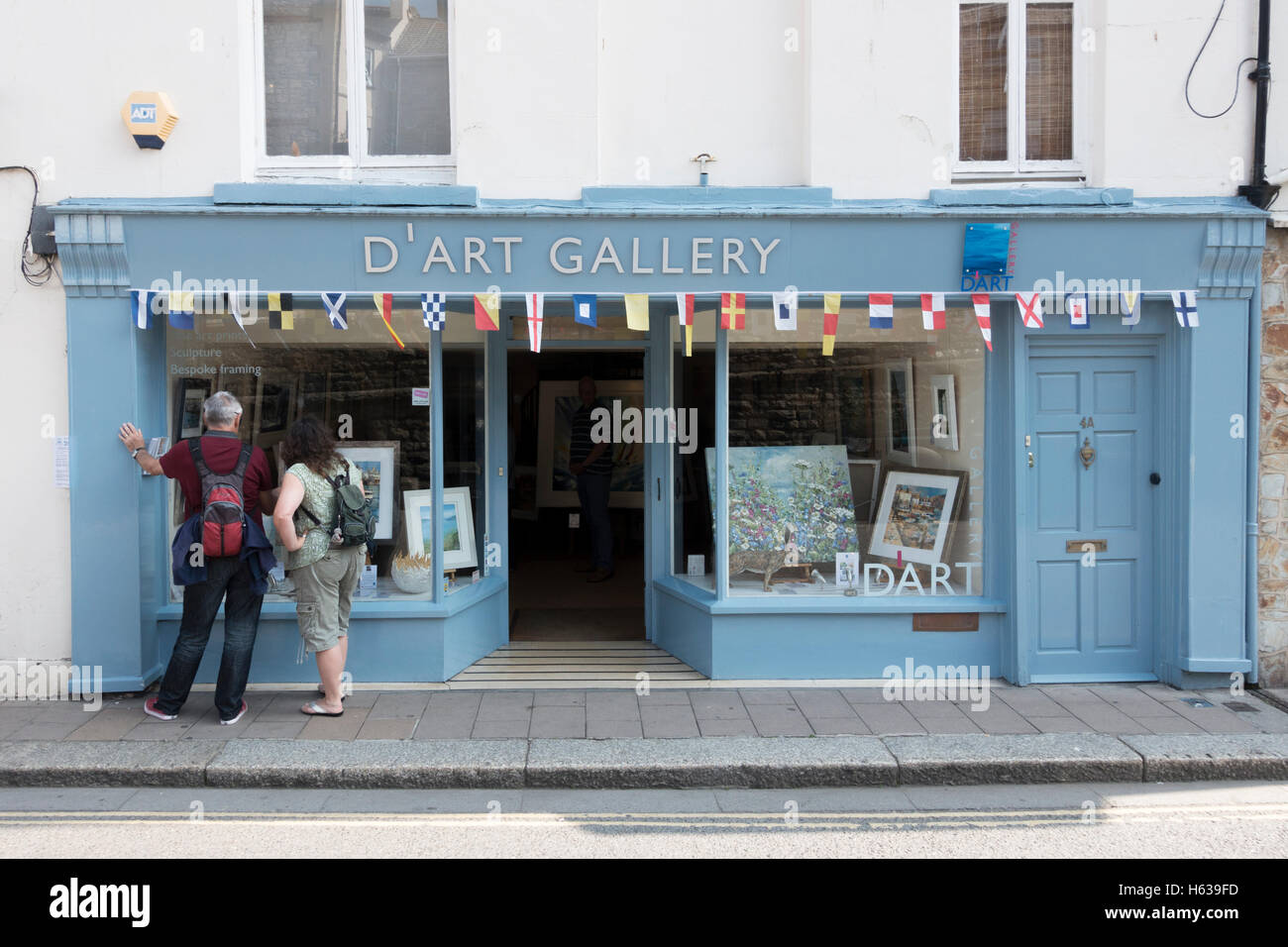 Bunting seaside uk hi-res stock photography and images - Alamy
