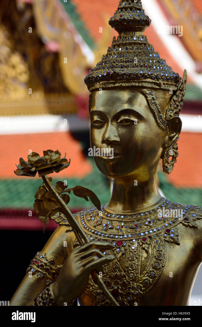 figure at the wat pho in bangkok, thailand Stock Photo - Alamy