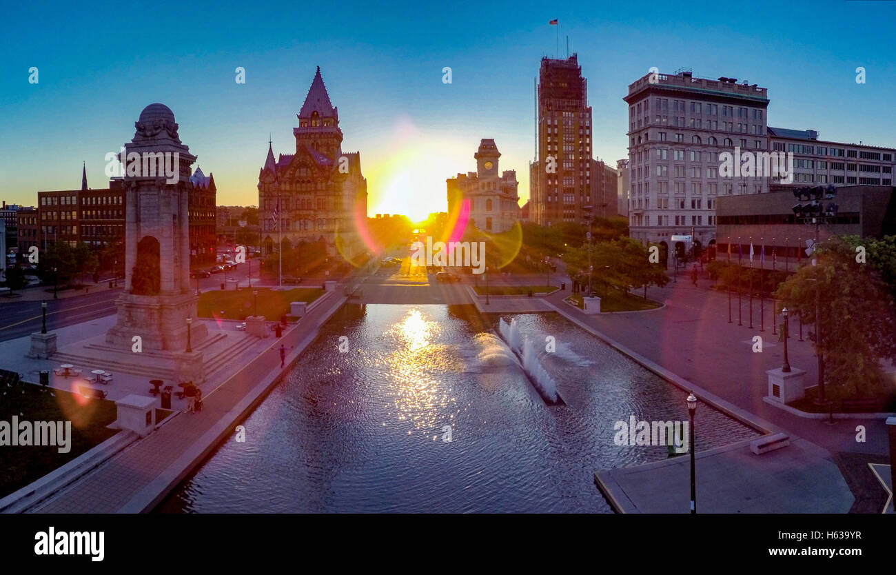 Clinton square hi-res stock photography and images - Alamy