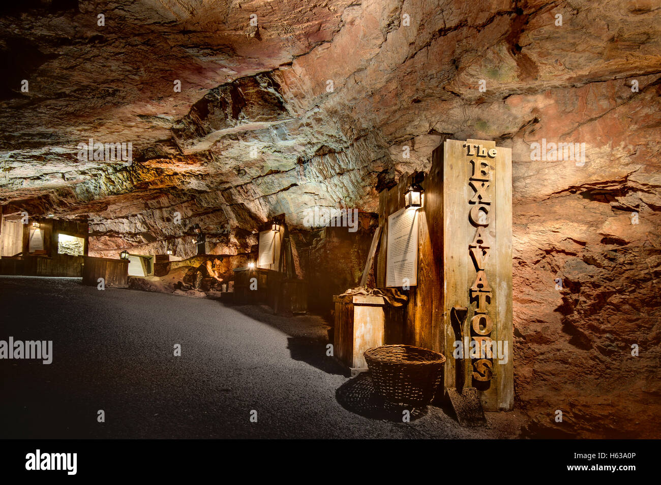 Kent's Cavern, Torquay Devon Geopark Stock Photo - Alamy