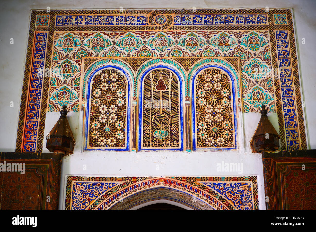 Berber arabesque Mocarabe plasterwork door surrounds.The Petite Court ...