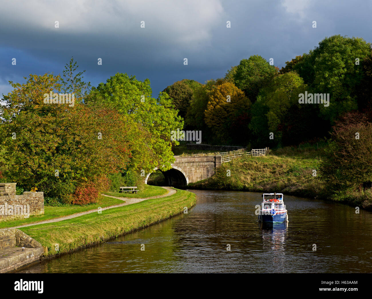 Barnoldswick uk hi-res stock photography and images - Alamy