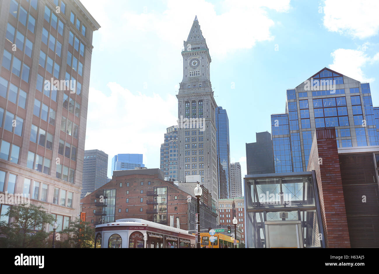 Boston tower hi-res stock photography and images - Alamy