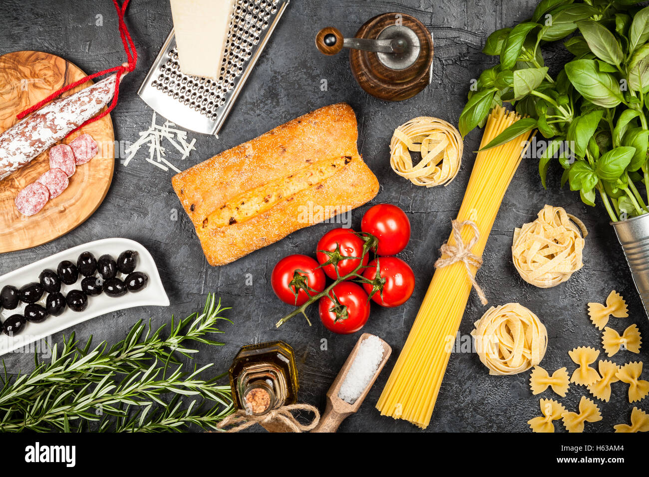 Italian food ingredients Stock Photo - Alamy