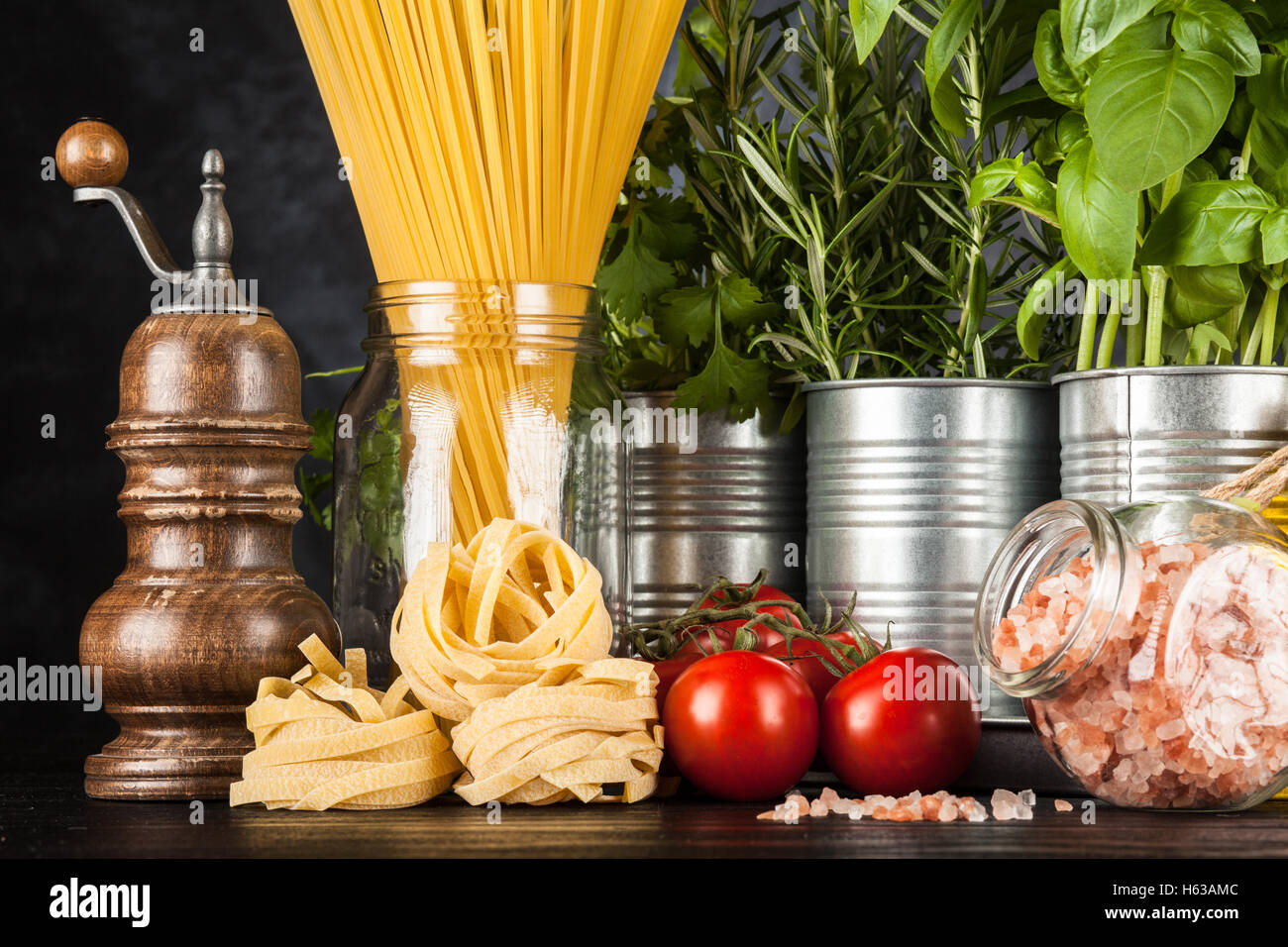 Italian food ingredients Stock Photo - Alamy