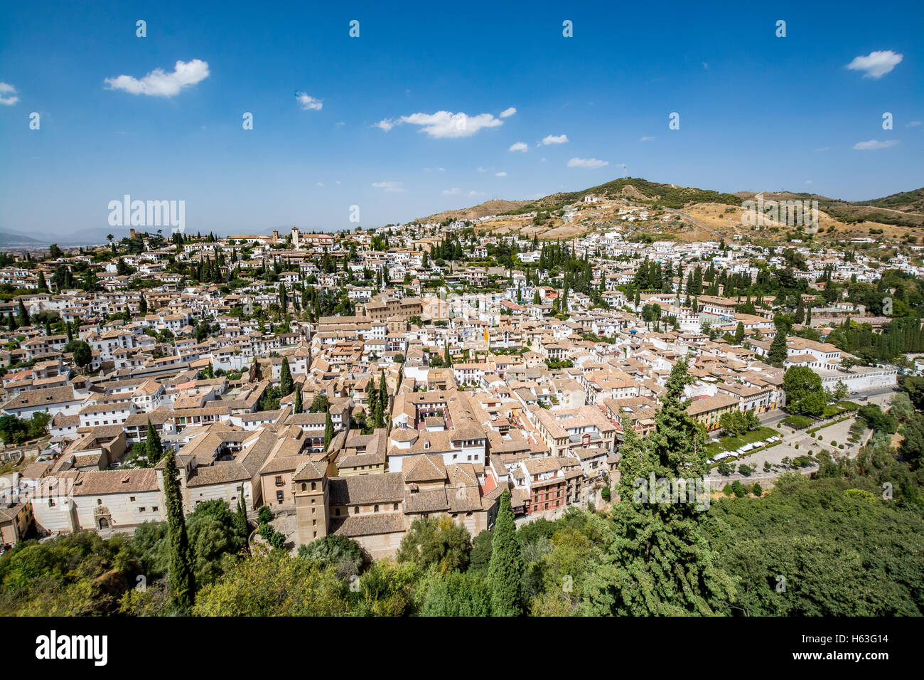Panoramic view of the Albaycin (Albaicin, Albayzín, Albaicín), an old ...