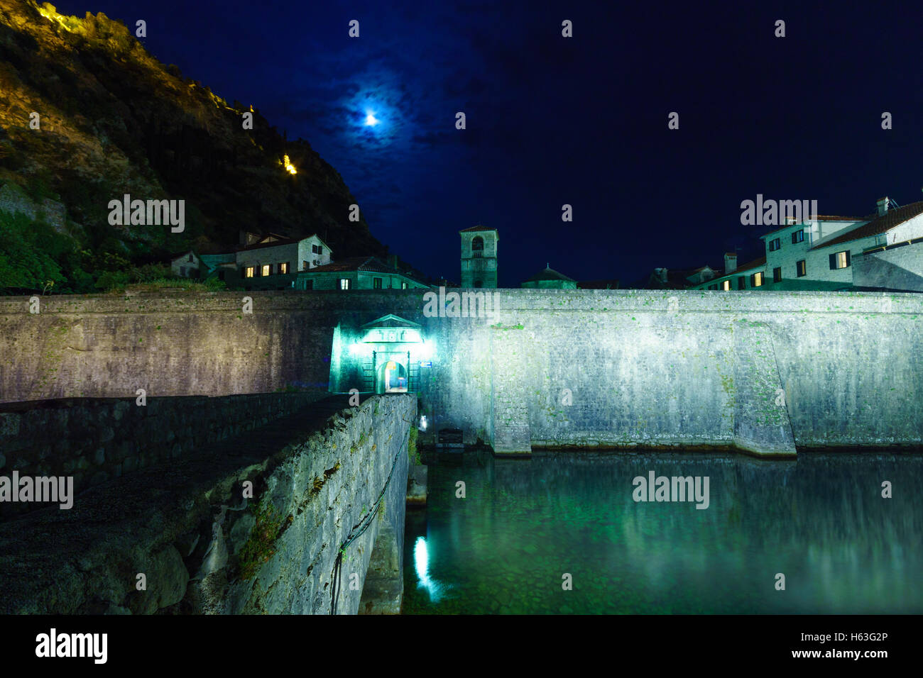 The North Gate (River Gate), dated 1540, and the old town walls, at ...
