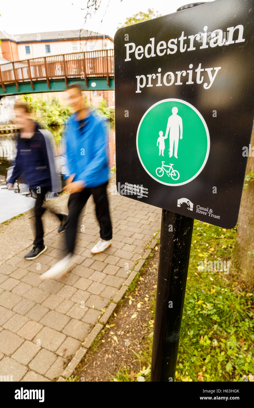 Pedestrian priority sign hi-res stock photography and images - Alamy