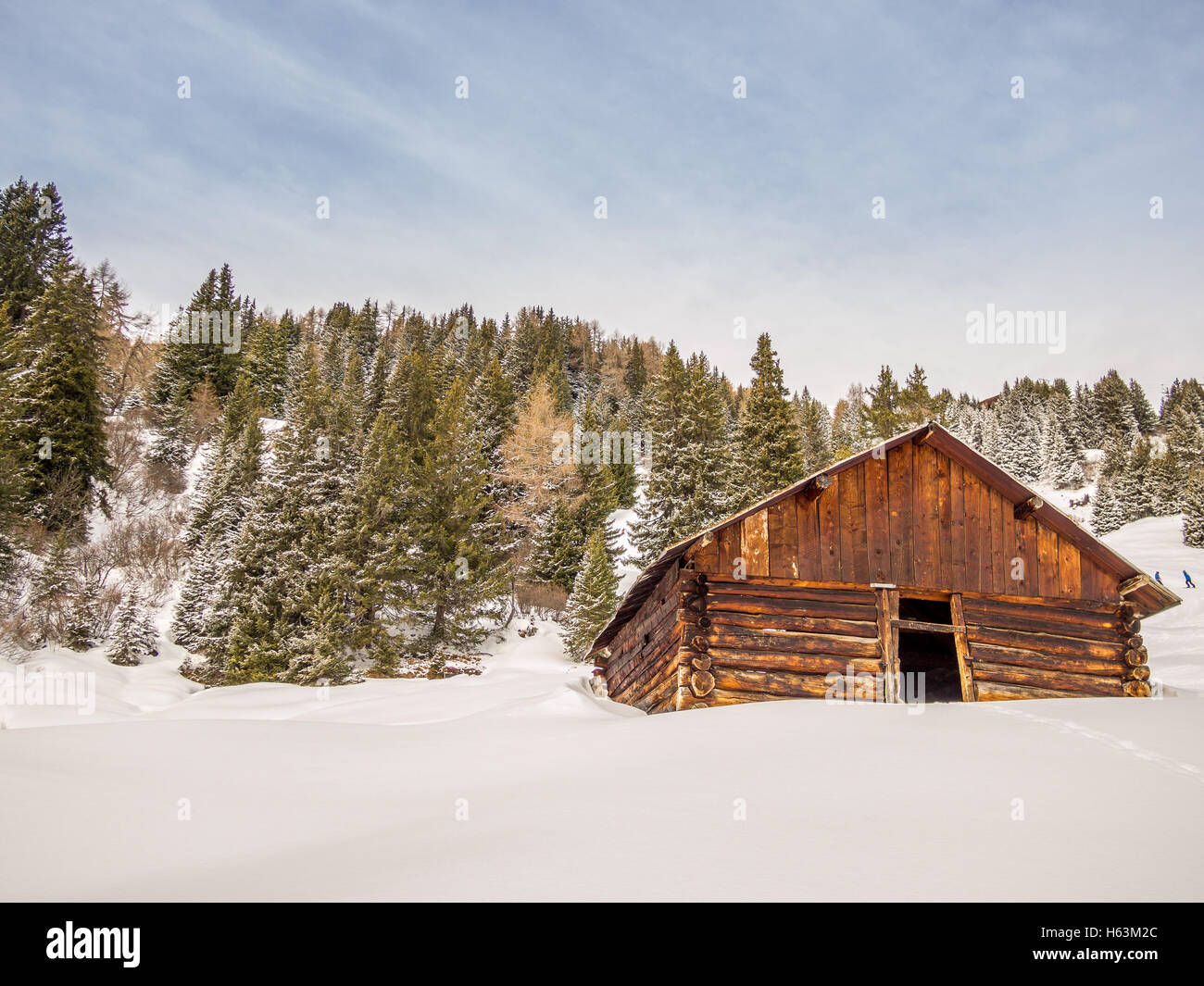 Empty log hut in the Swiss Alps - 3 Stock Photo - Alamy