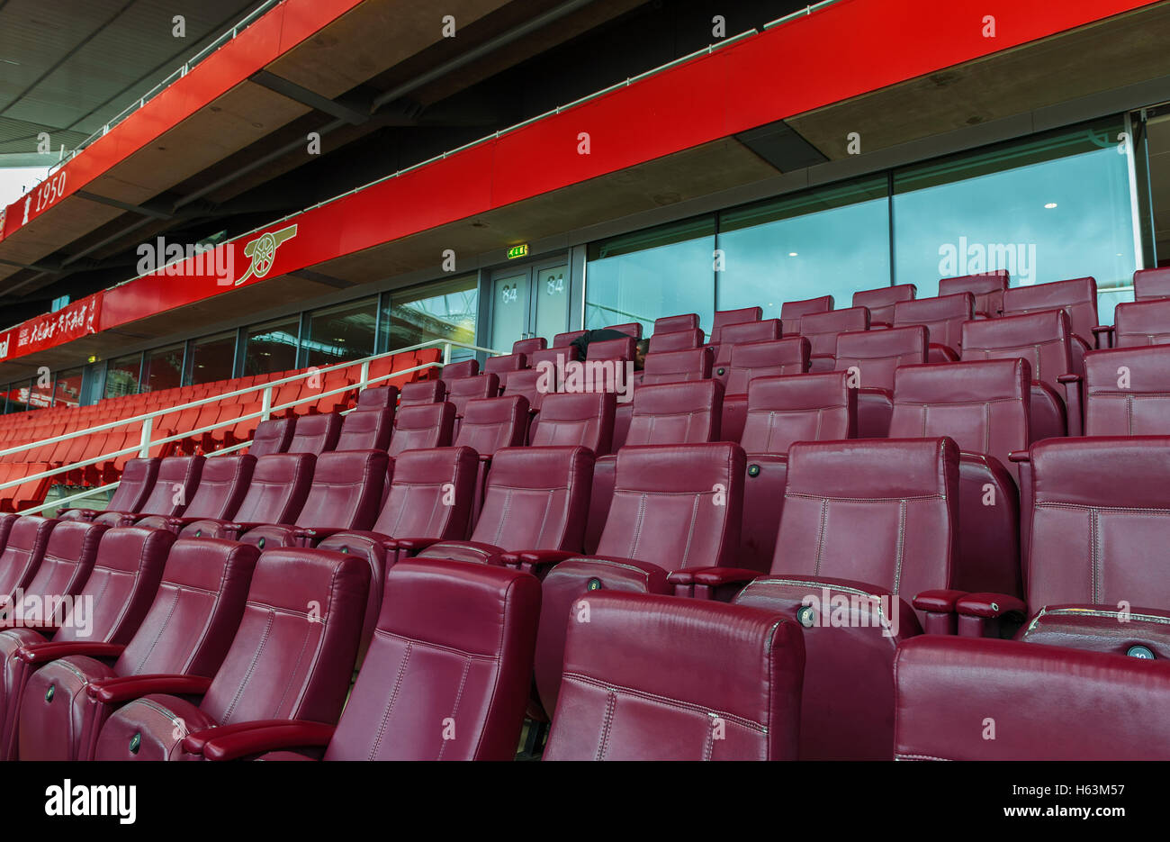 Visiting FC Arsenal arena Stock Photo - Alamy