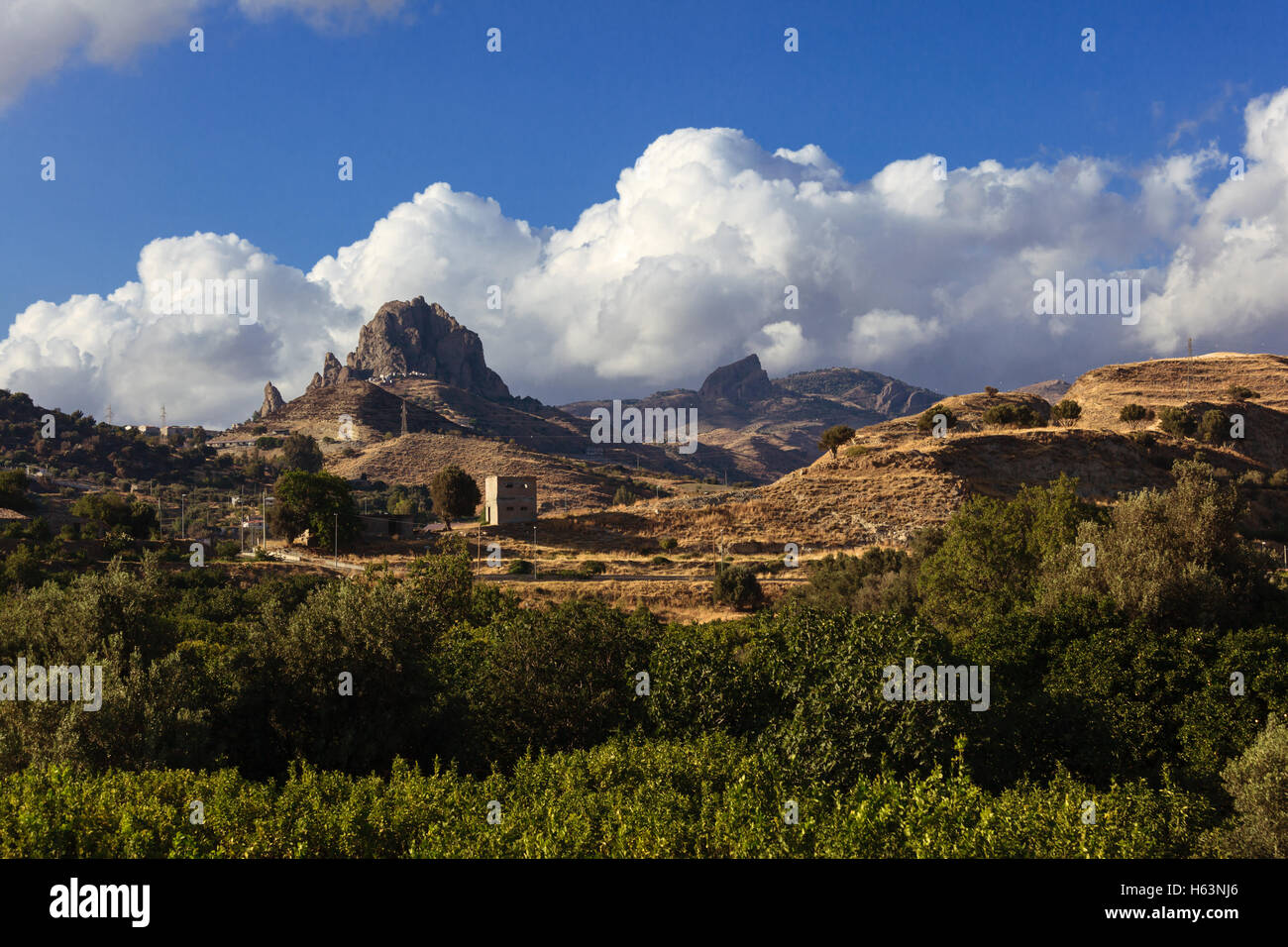 Beautiful landscape of Calabrian hills in golden light Stock Photo - Alamy