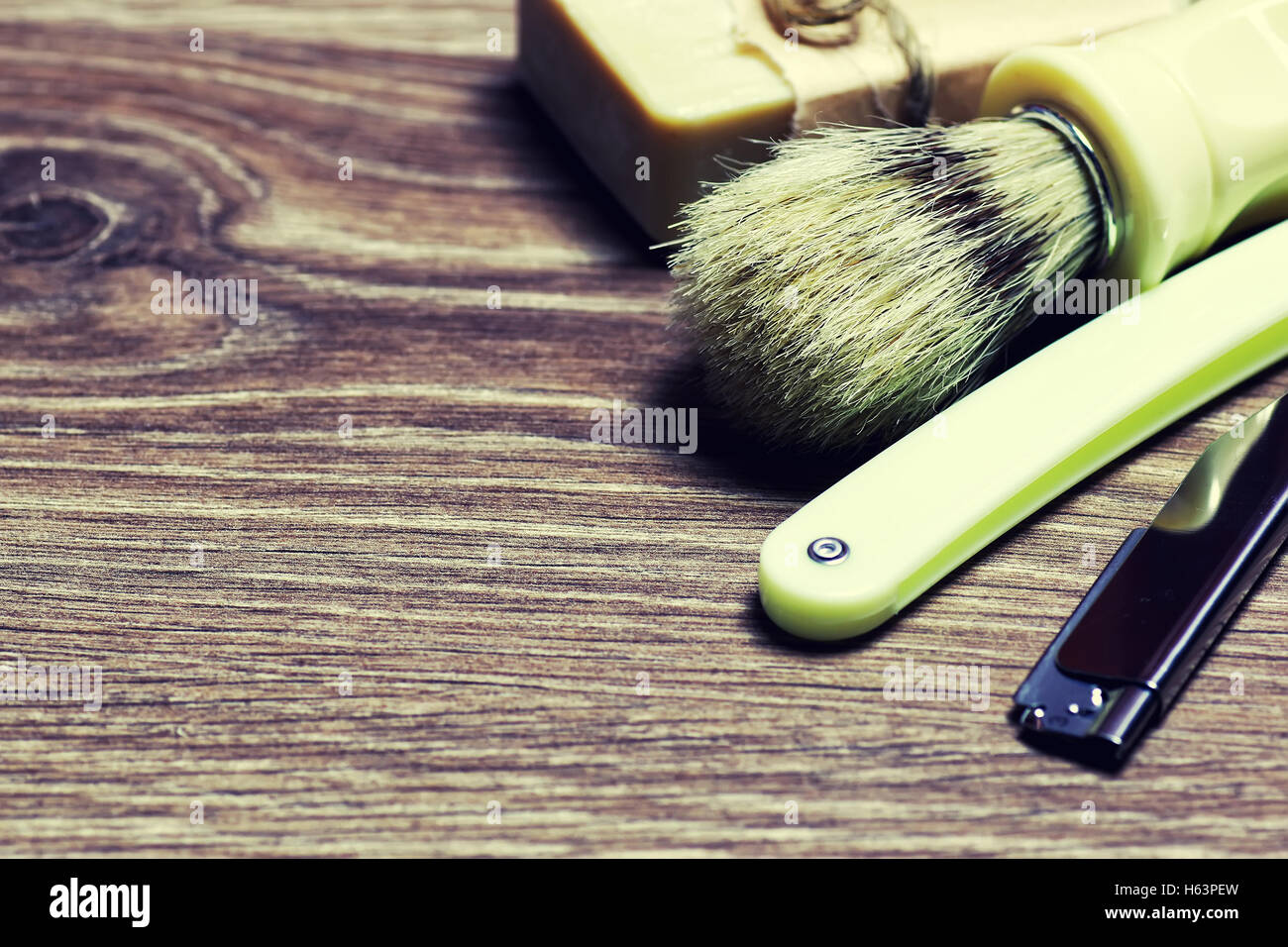 razor sharp soap brush Stock Photo - Alamy