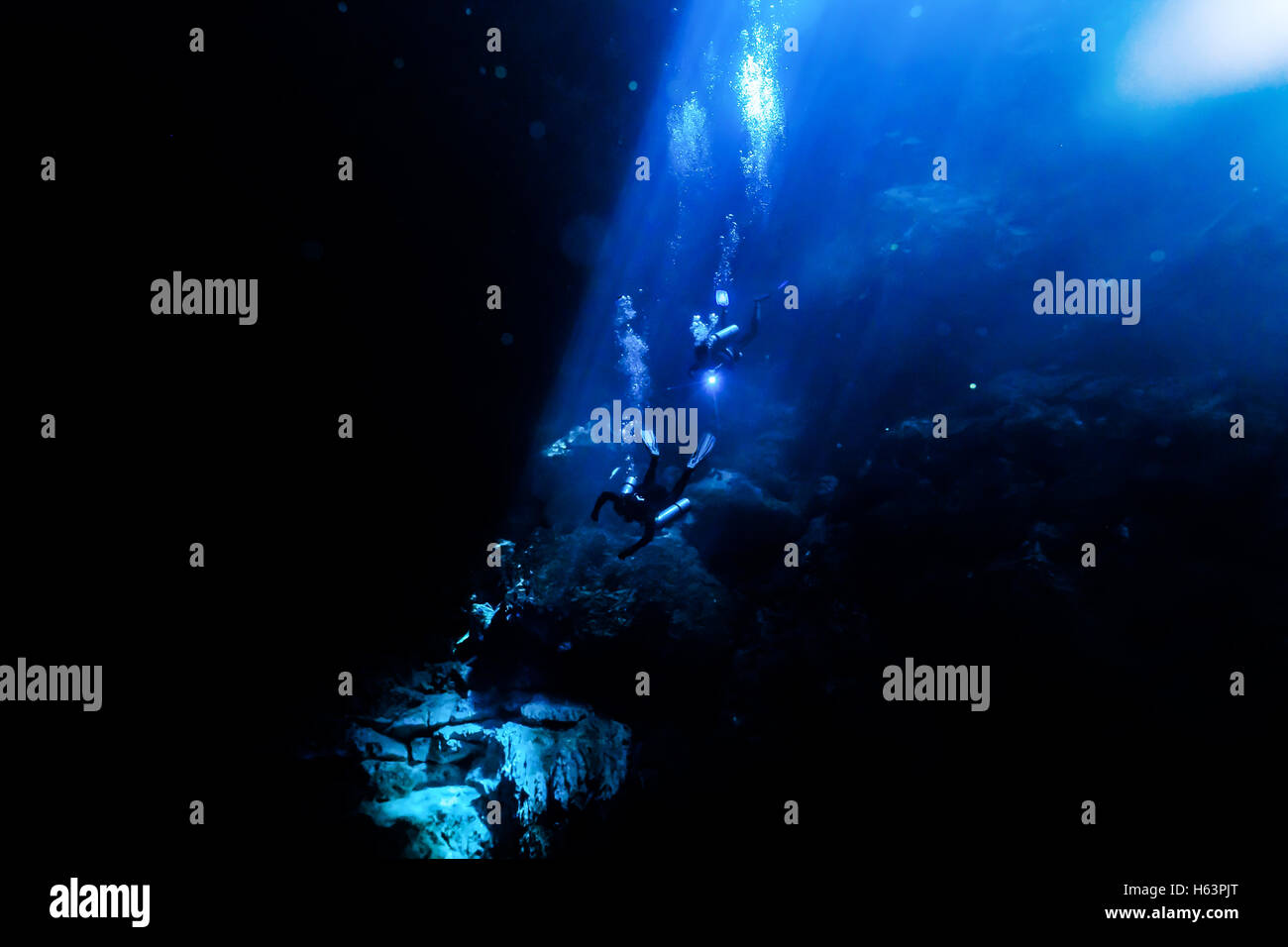 The pit cenote mexico hi-res stock photography and images - Alamy