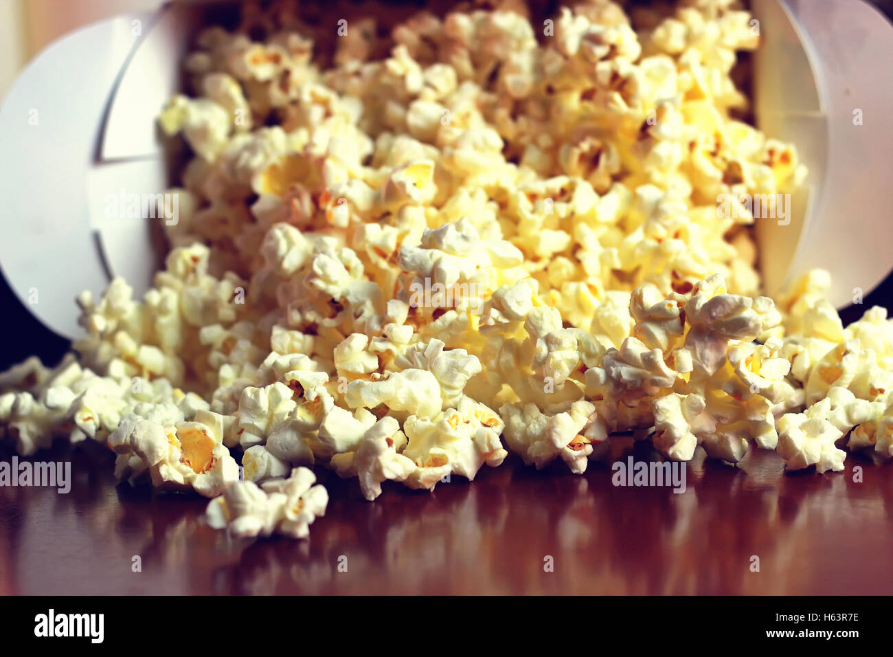 popcorn box floor Stock Photo - Alamy