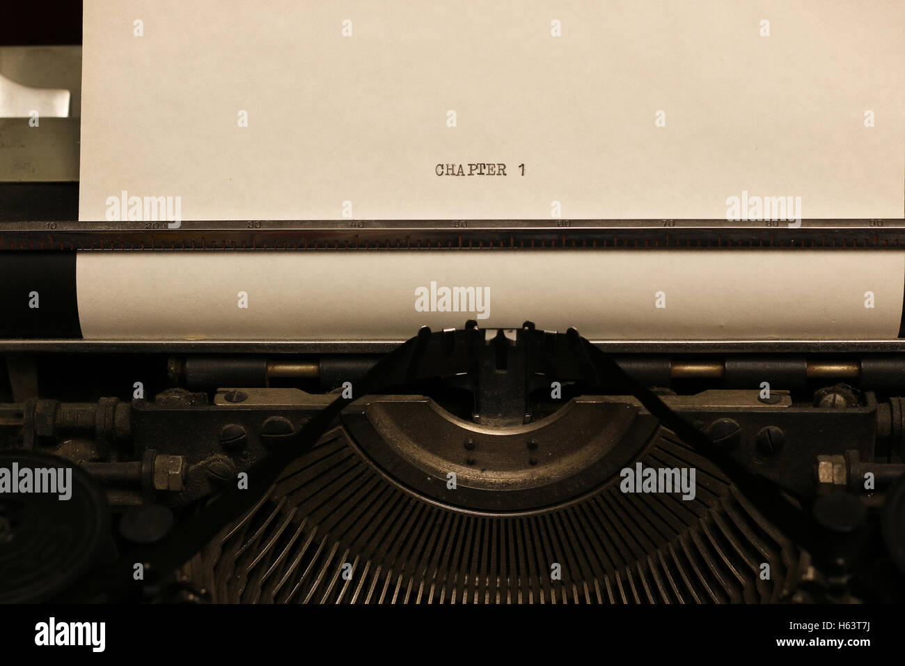 Vintage typewriter 1920s hi-res stock photography and images - Alamy
