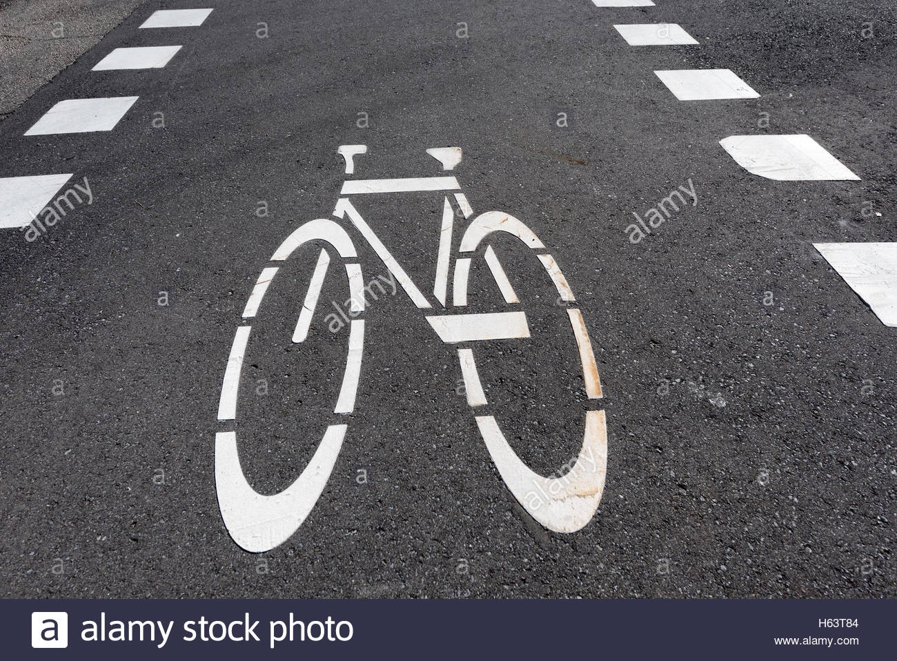 Bicycle Lane Symbol On Road Stock Photos & Bicycle Lane Symbol On Road ...