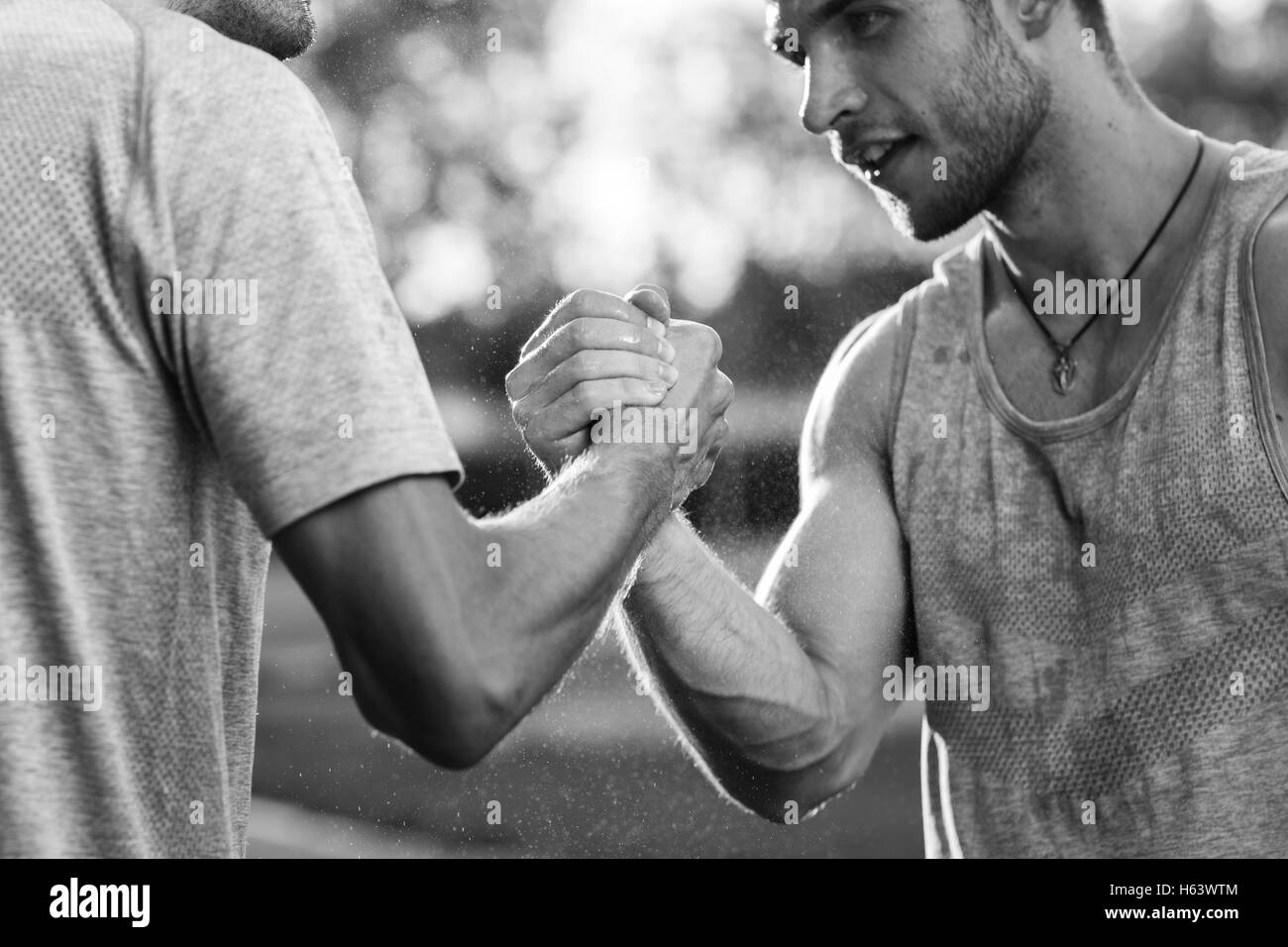 Two powerful men arm wrestling hi-res stock photography and images - Alamy