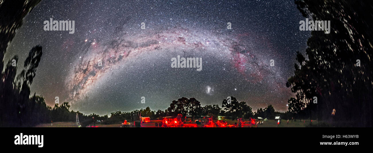 The spectacular southern Milky Way arching over the OzSky 2016 star ...