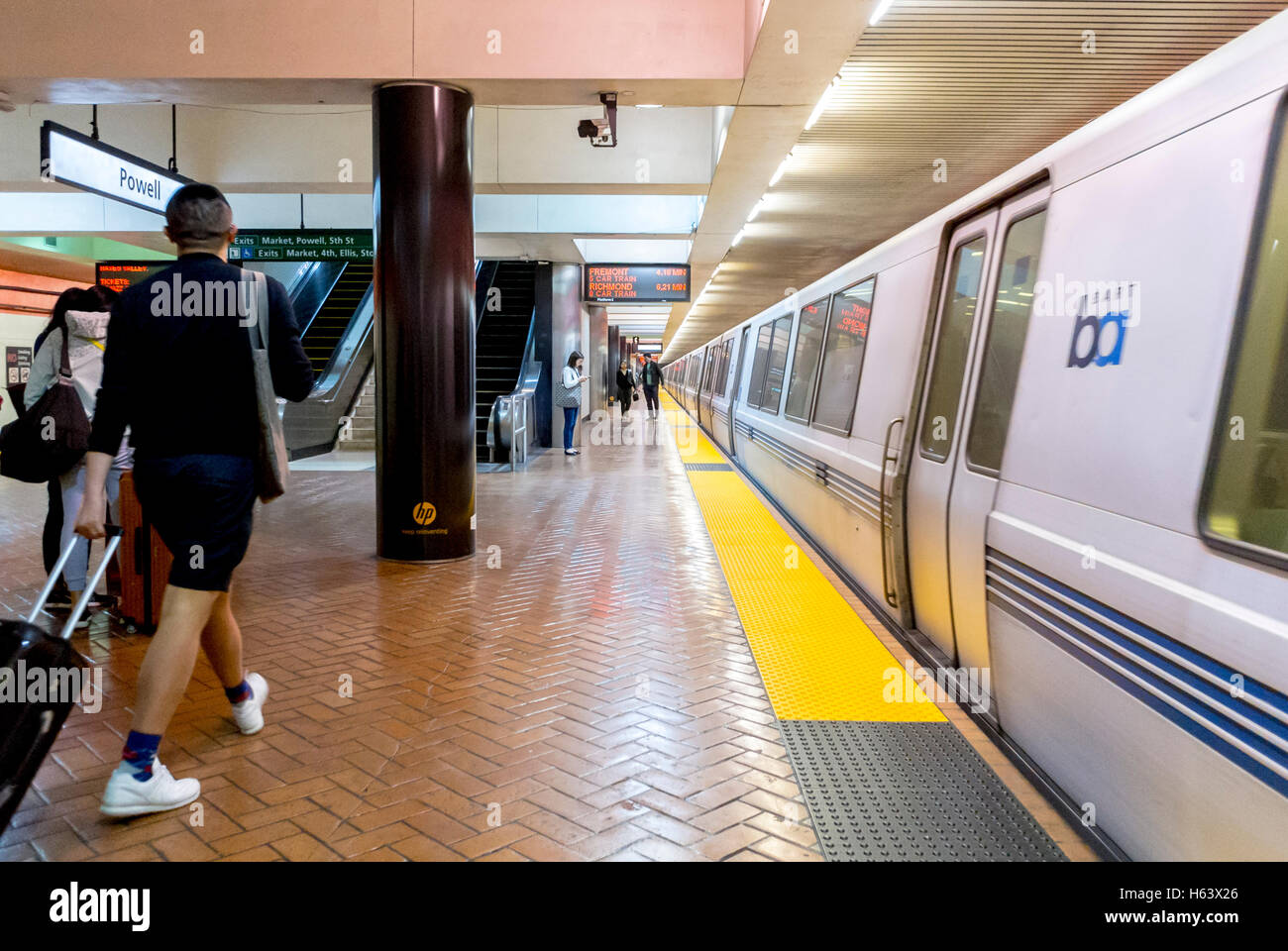 Platform bart station hi-res stock photography and images - Alamy