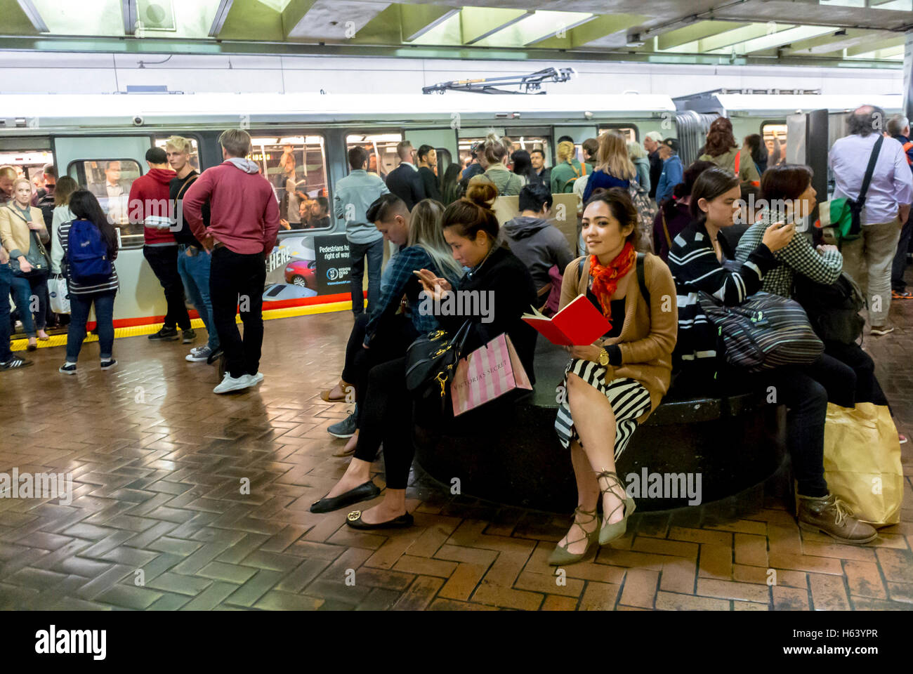 San Francisco, CA, USA, People, Commuters, Inside Platform, Metro ...