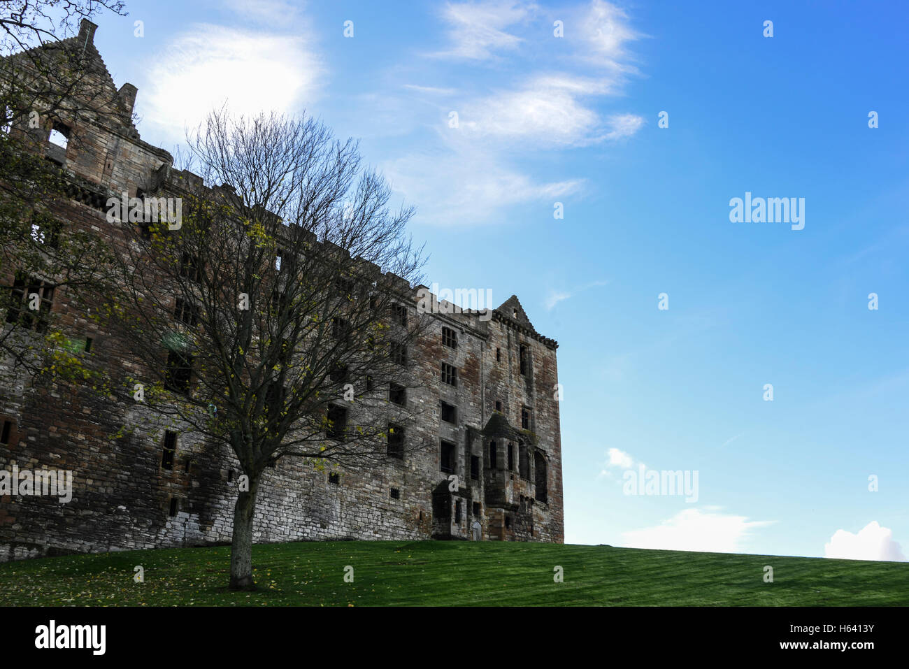 Old linlithgow hi-res stock photography and images - Alamy