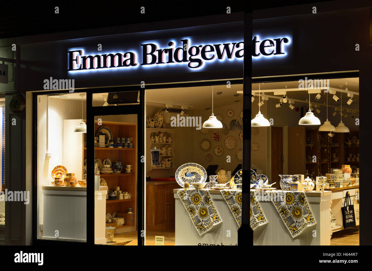 Shop, Marleybone High Street, Marylebone, West London W1, United ...