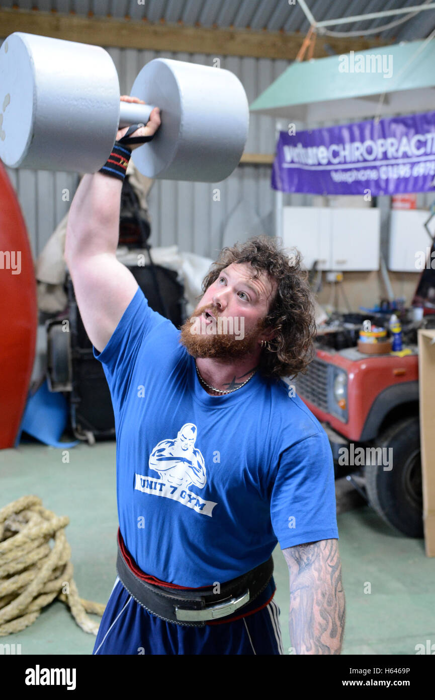 Dhanni Moar Shetland body builder and weightlifter in his homemade gym ...