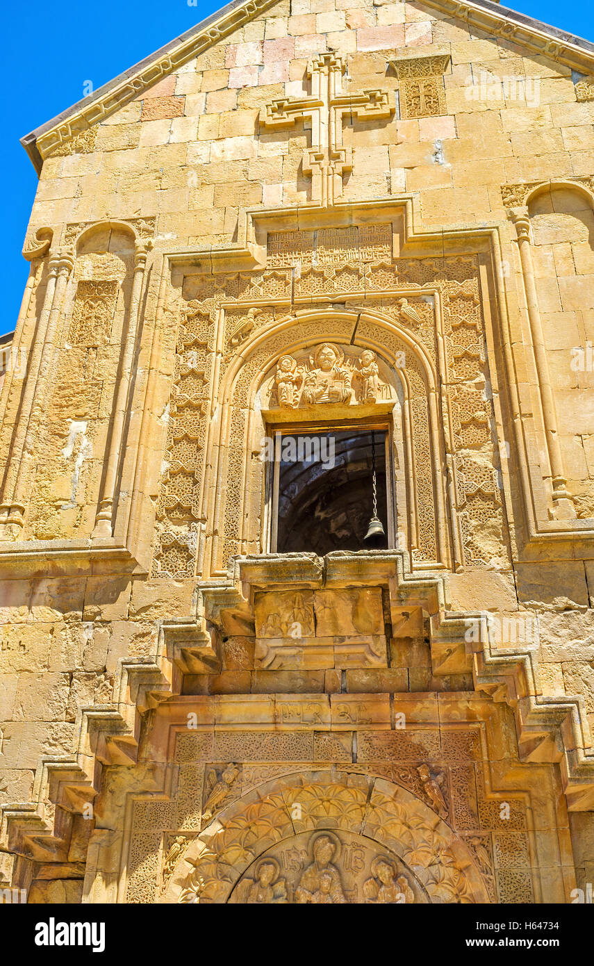 The geometric decors around the relief icons on tympanium of Surb ...