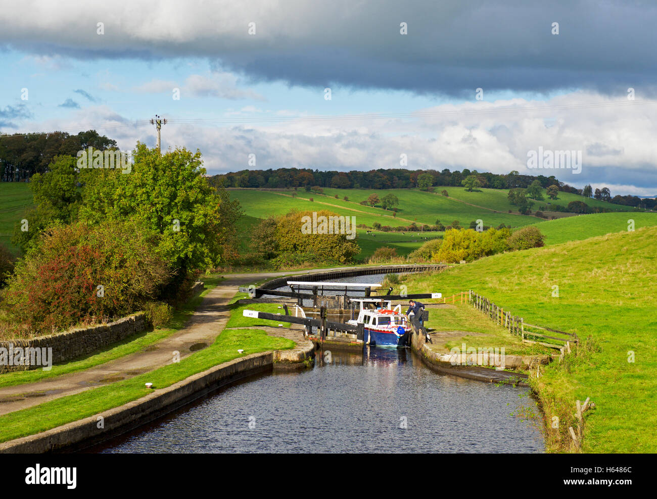 Barnoldswick hi-res stock photography and images - Alamy
