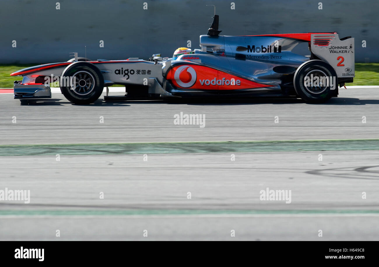 F1 car side view hi-res stock photography and images - Alamy