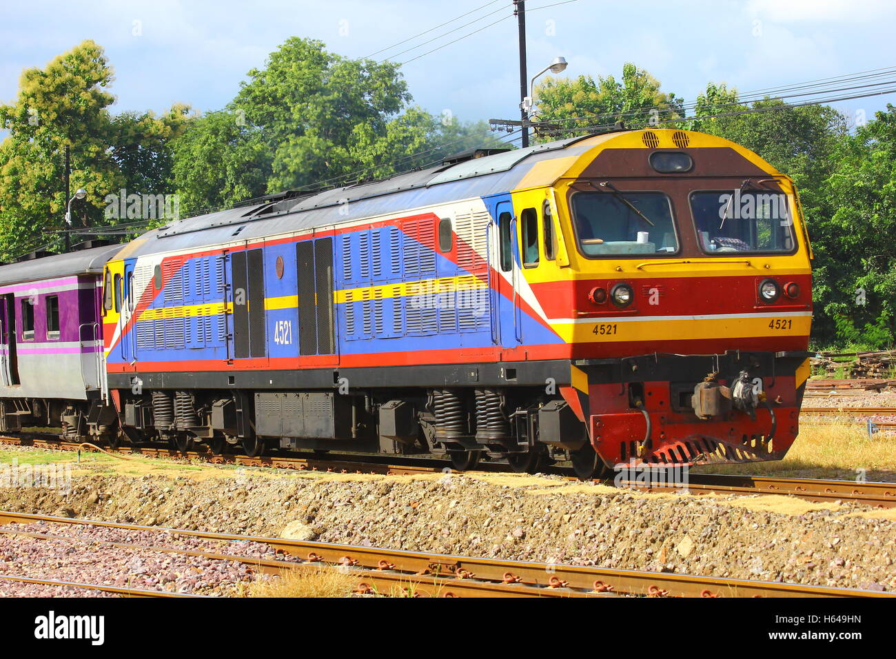 Hitachi locomotive and Train no.14 to Bangkok. Photo at chiangmai ...